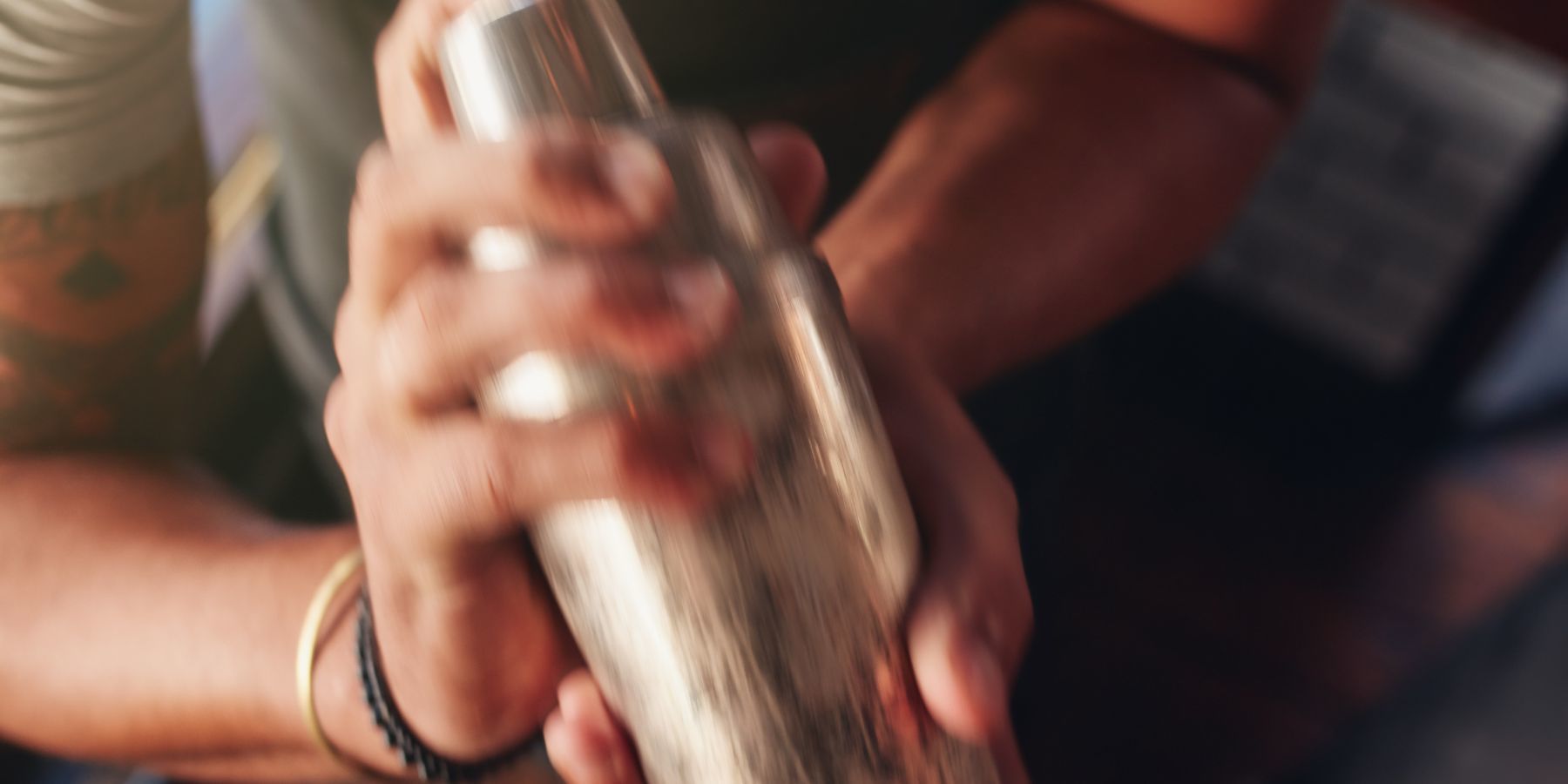 How to Use a Cocktail Shaker - The Mixer UK