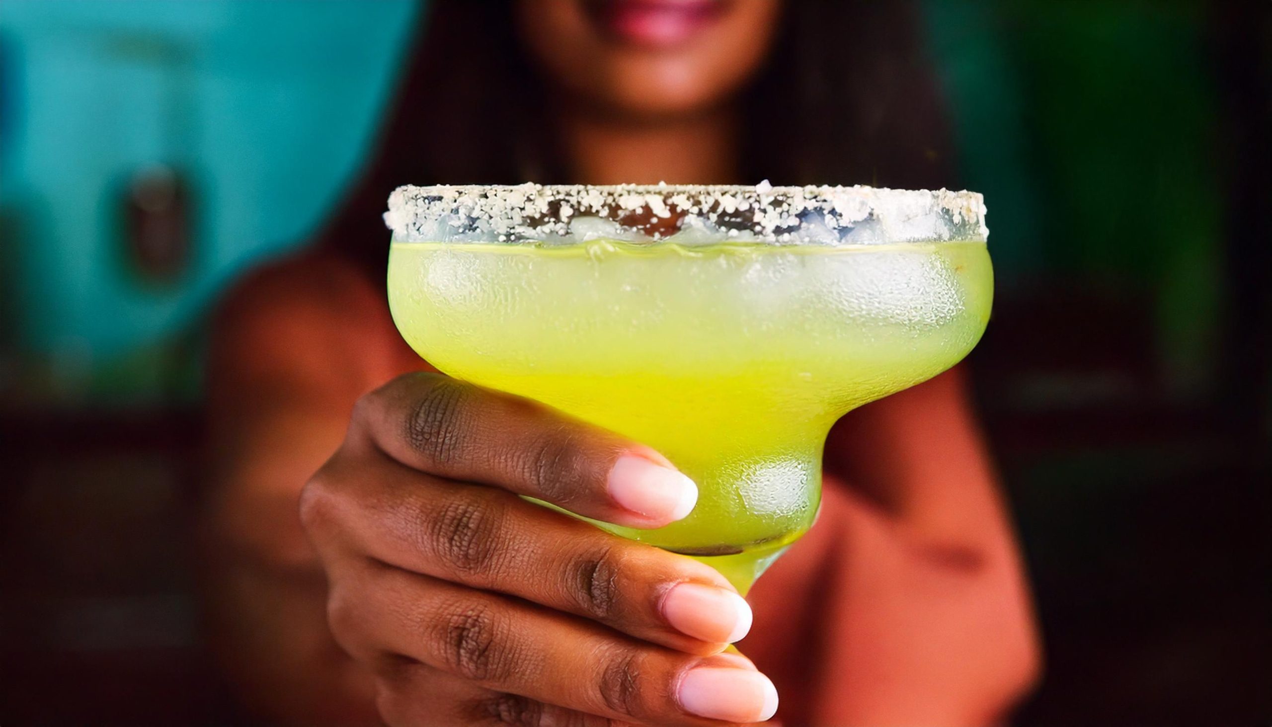 How to Salt a Margarita Rim - Best Salts & DIY Guide