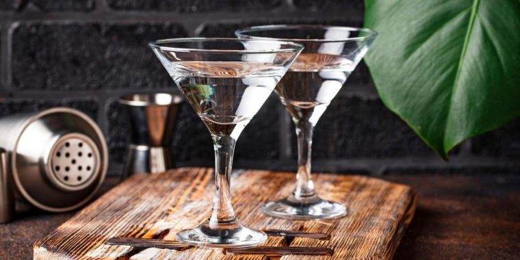 14 Popular Types of Martinis With Recipes - The Mixer
