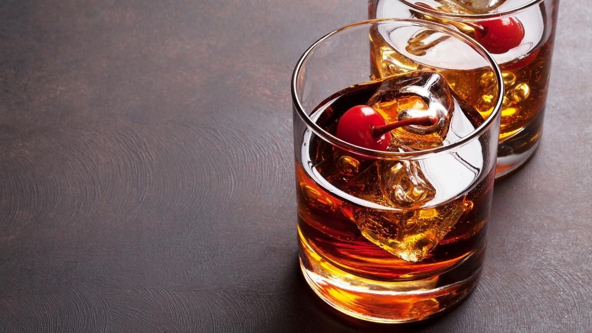 The Best Cocktails for Beginners to DIY at Home - The Mixer