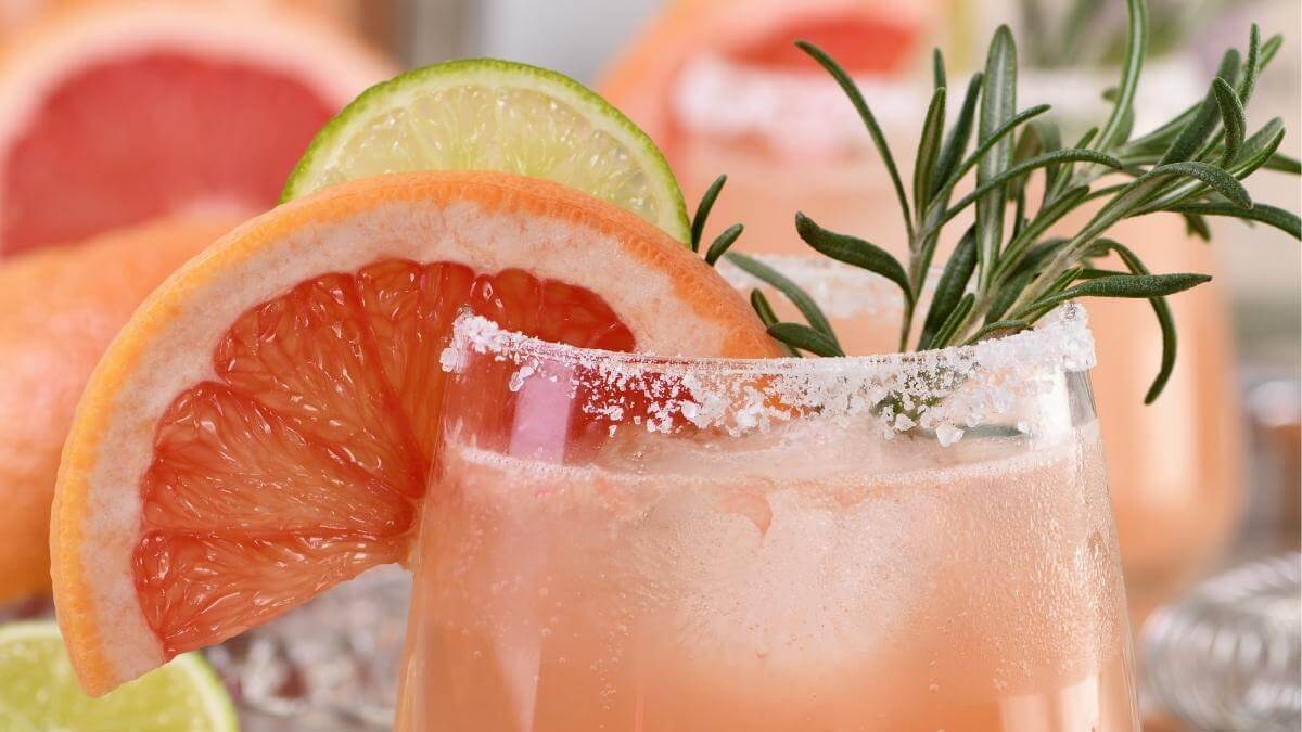 Bachelorette Cocktails 101 – Party Ideas From The Mixer
