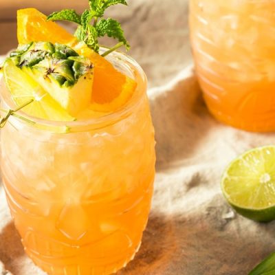 What To Mix With Rum (Easy 2-Ingredient Rum Cocktails)