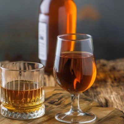 Rye Vs. Bourbon: What’s The Difference? - The Mixer