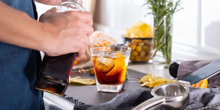 Fat-Washed Cocktails: Easy Guide to Flavorful Mixology