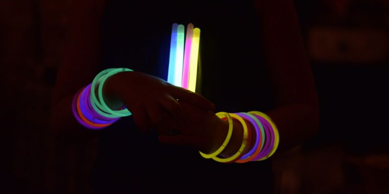 Ultimate Guide to Hosting a Glow Party