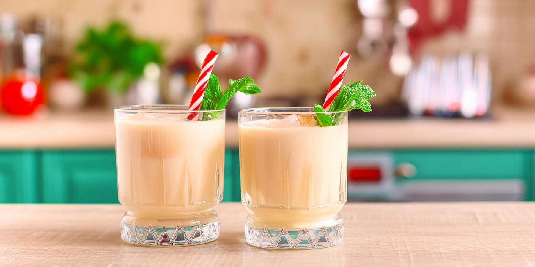 Peppermint White Russian Mocktail: A Festive Treat