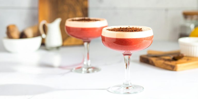 15 Best Vanilla Vodka Cocktails to Make at Home