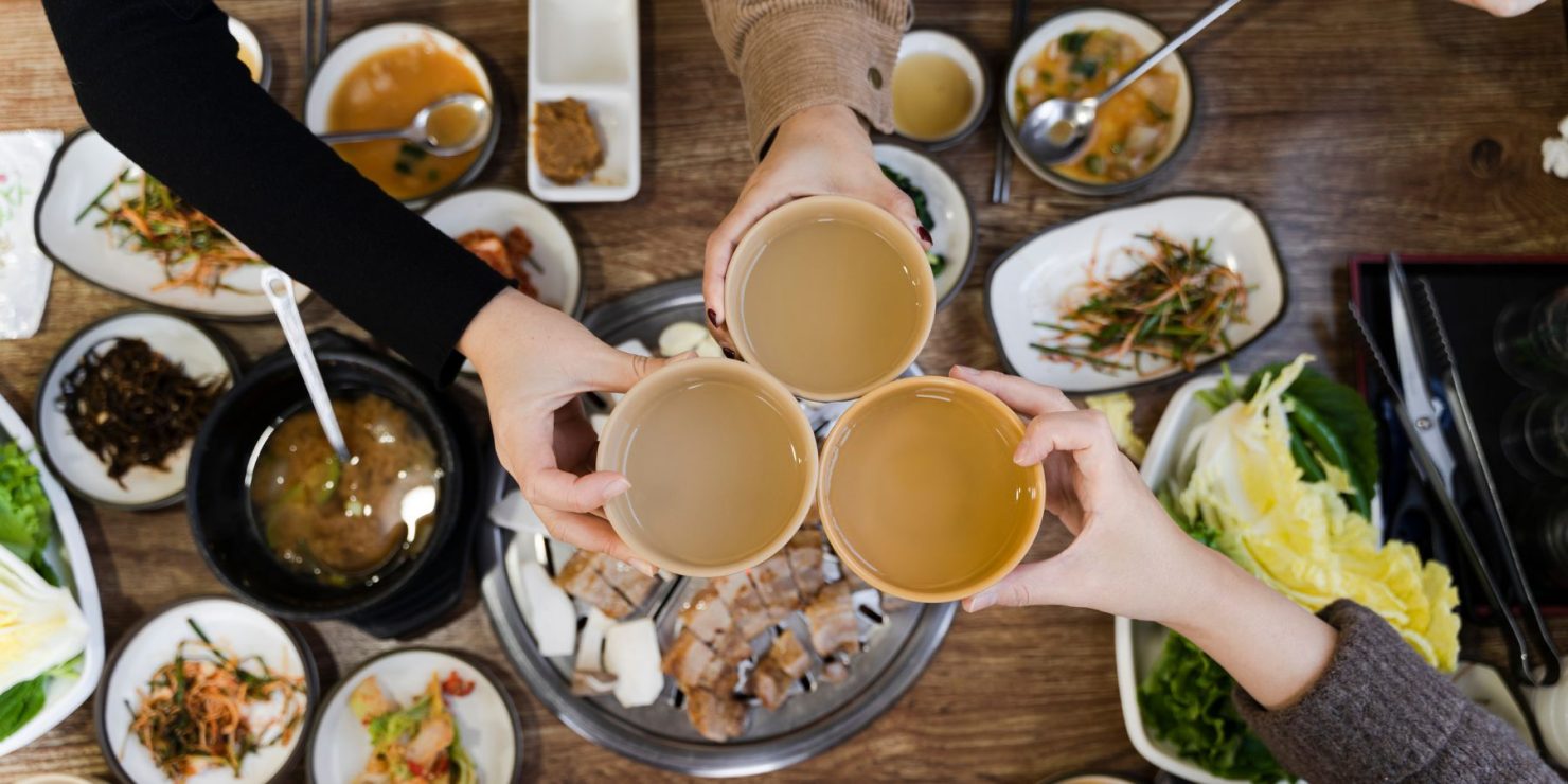 Korean Drinking Etiquette: Traditions & Modern Trends