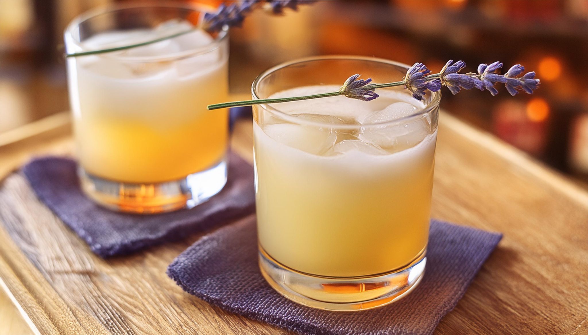 What to Mix with Bourbon: 12 Easy Pairings & Cocktails